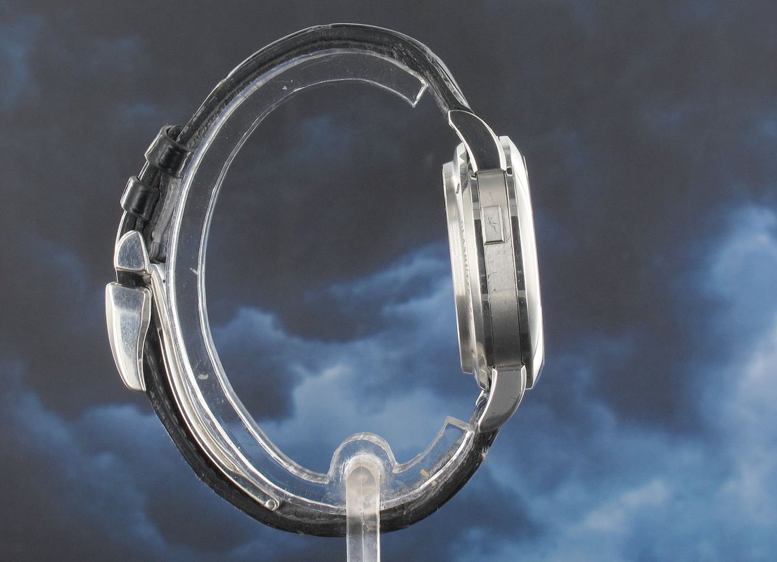 Watch Guru - A Lange & Sohne - Datograph Fly Back Chronograph