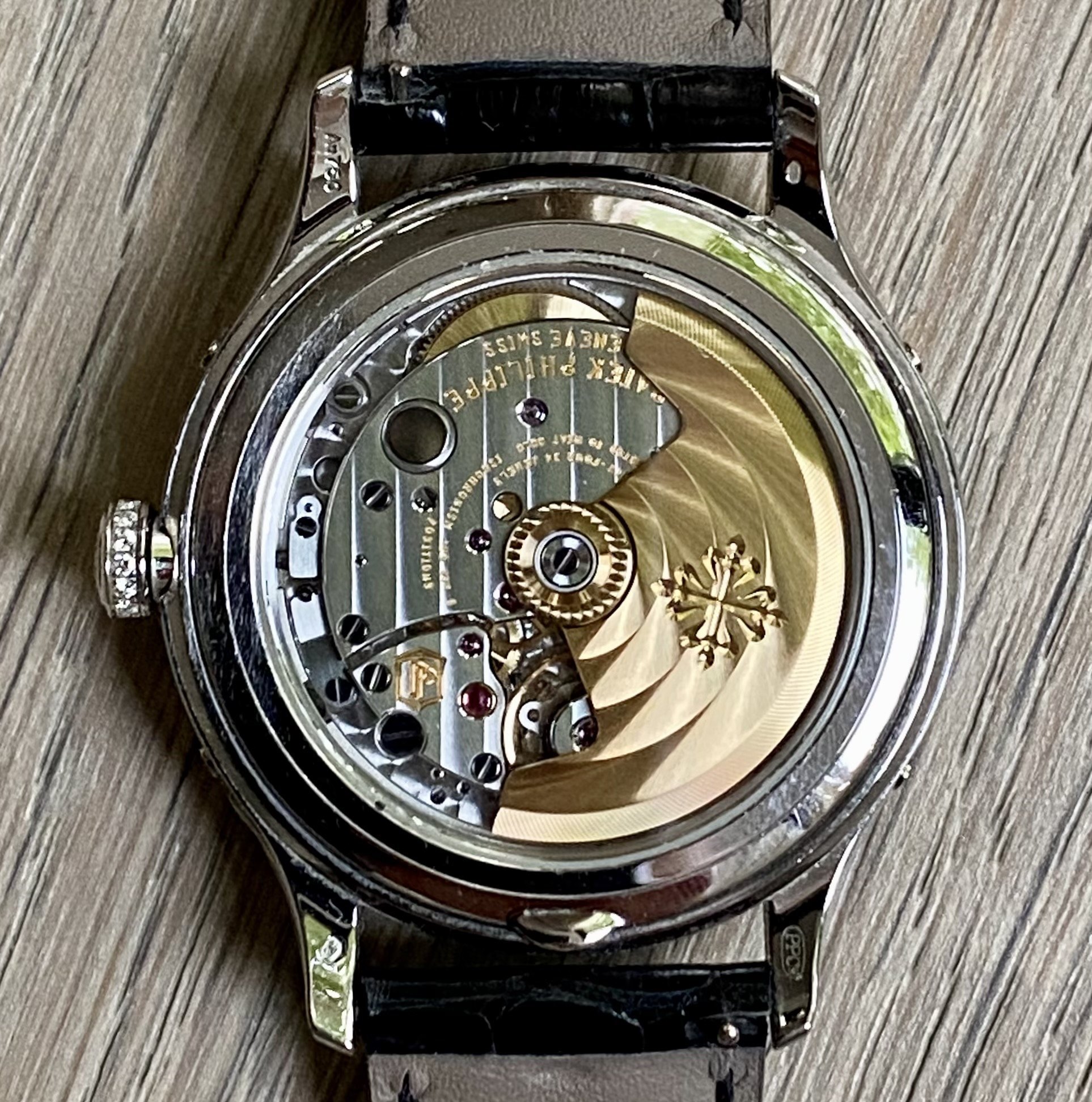 Watch Guru - Watch Fiend - Patek Philippe - Annual Calendar Moonphase ...